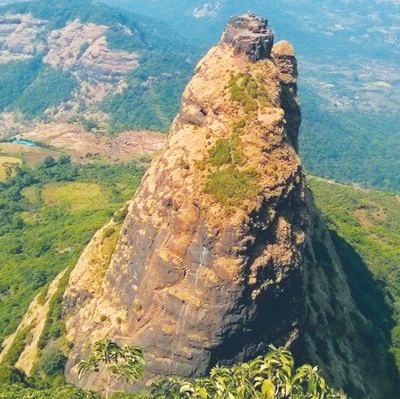 Kalavanti Durg - Sawan Books