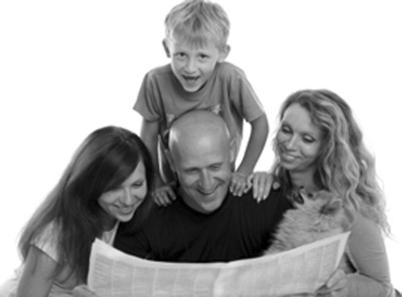 Get the Scoop! Create a Family Newspaper - Sawan Books